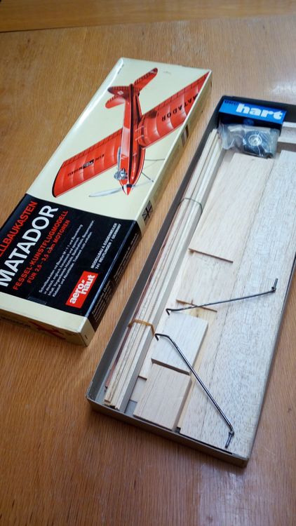 Holzbaukasten Fesselflugmodell Matador (antik), auch RC (Neu und ...