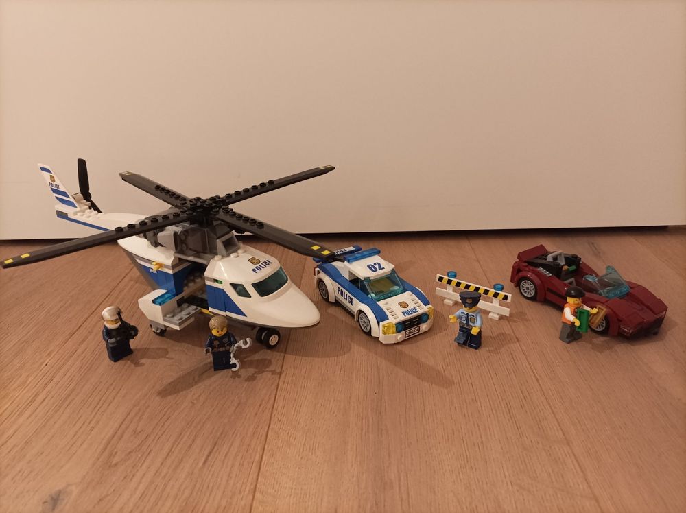 LEGO Verfolgungsjagd mit dem Polizeihubschrauber 60243, LEGO (Gebraucht ...