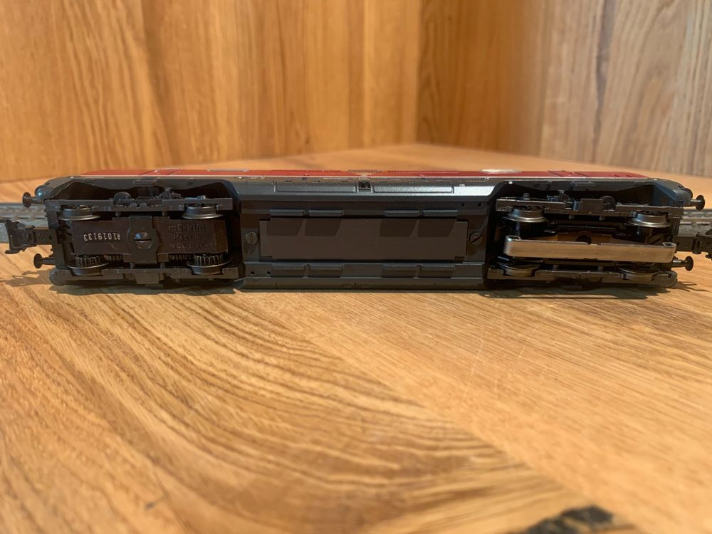 Märklin 3582, BR221 der DB, MHI Modell, AC, H0, OVP (Gebraucht) in Hombrechtikon für CHF 89 ...