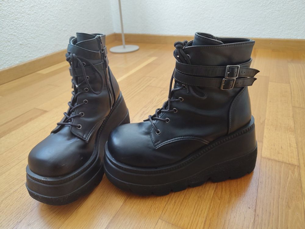 Demonia Shaker 52 Plateauboots (Gebraucht) in Frauenfeld für CHF 79 ...