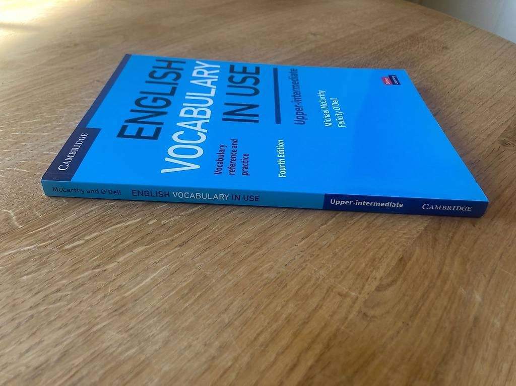 Cambridge English Vocabulary in Use, Upper-intermediate (Neu (gemäss ...