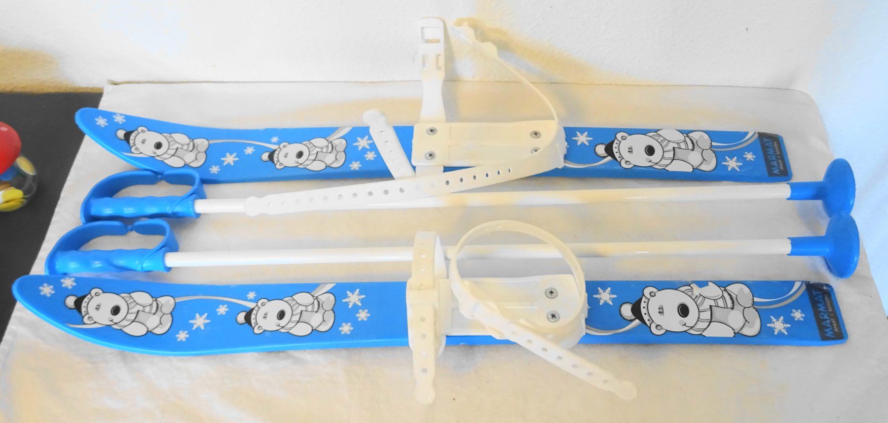 Kinder Ski Set, Skis mit Stöcken, Rutscherli 67 cm. (Gebraucht) in ...