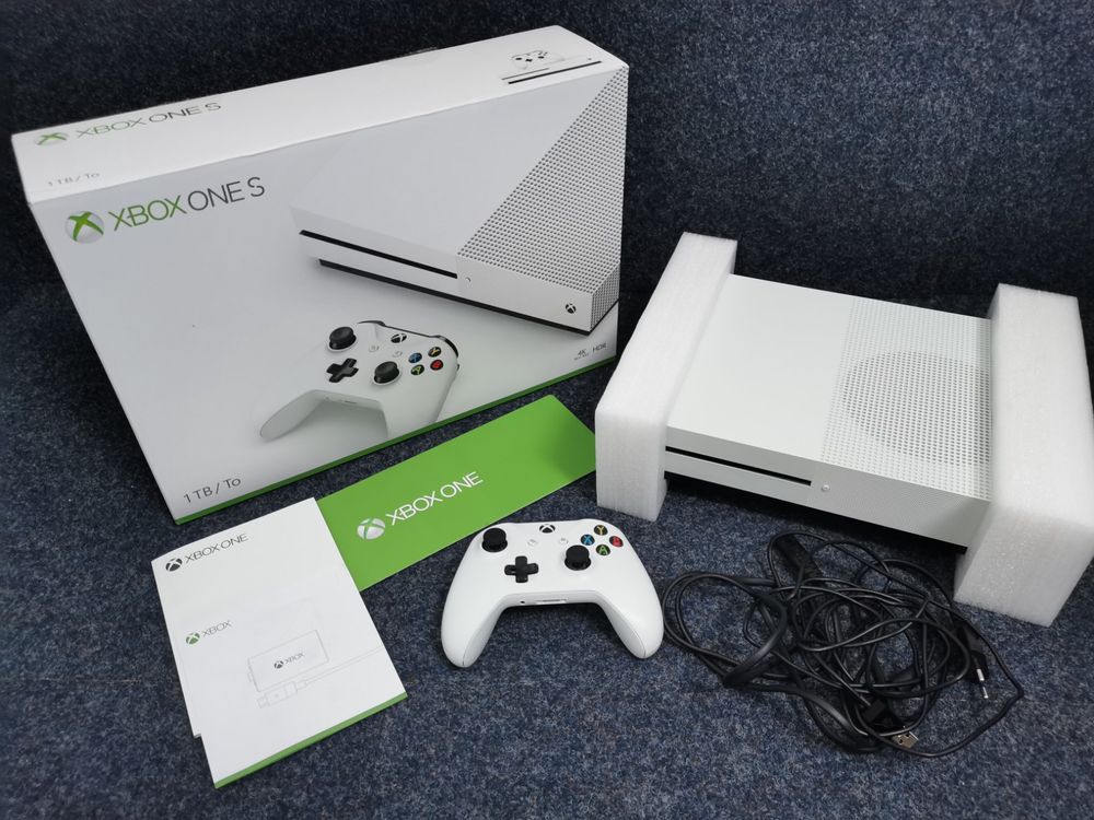 X-Box One S (1 TB) inkl. Controller mit Akku | Kaufen auf Ricardo