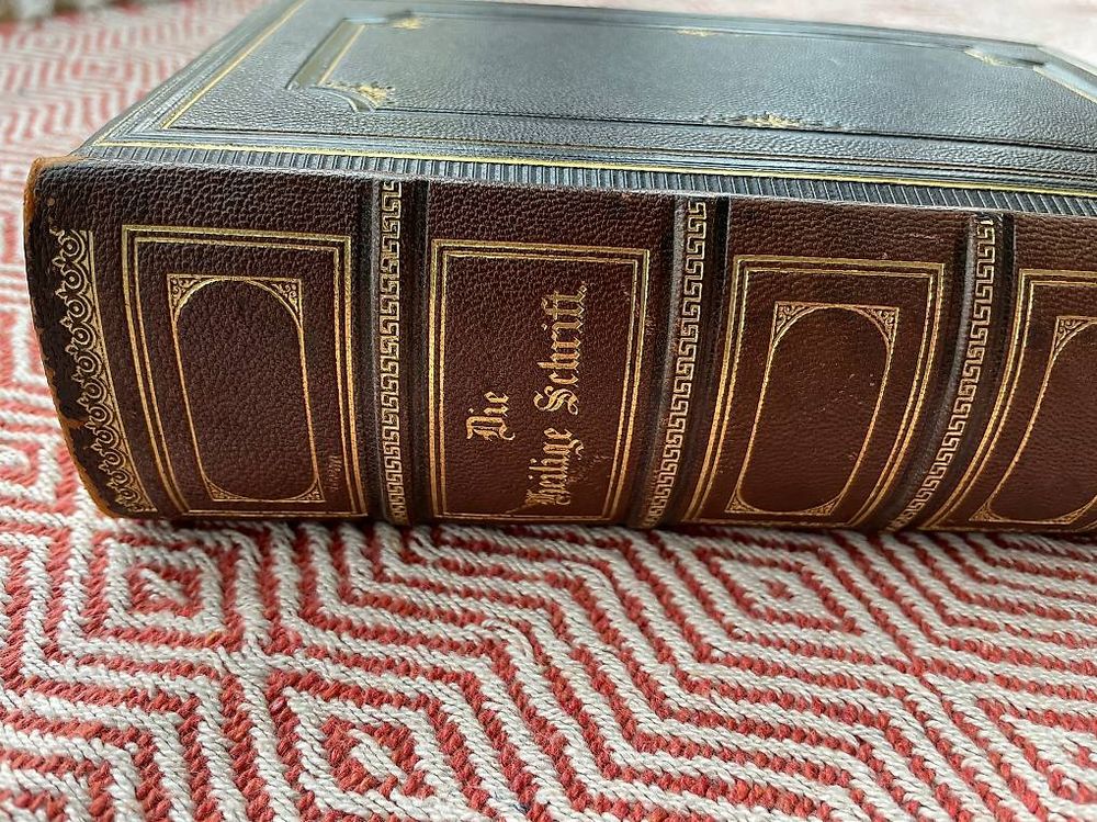 Die Bibel (158 Jahre alt) (Gebraucht) in Winterthur für CHF 150 – nur ...
