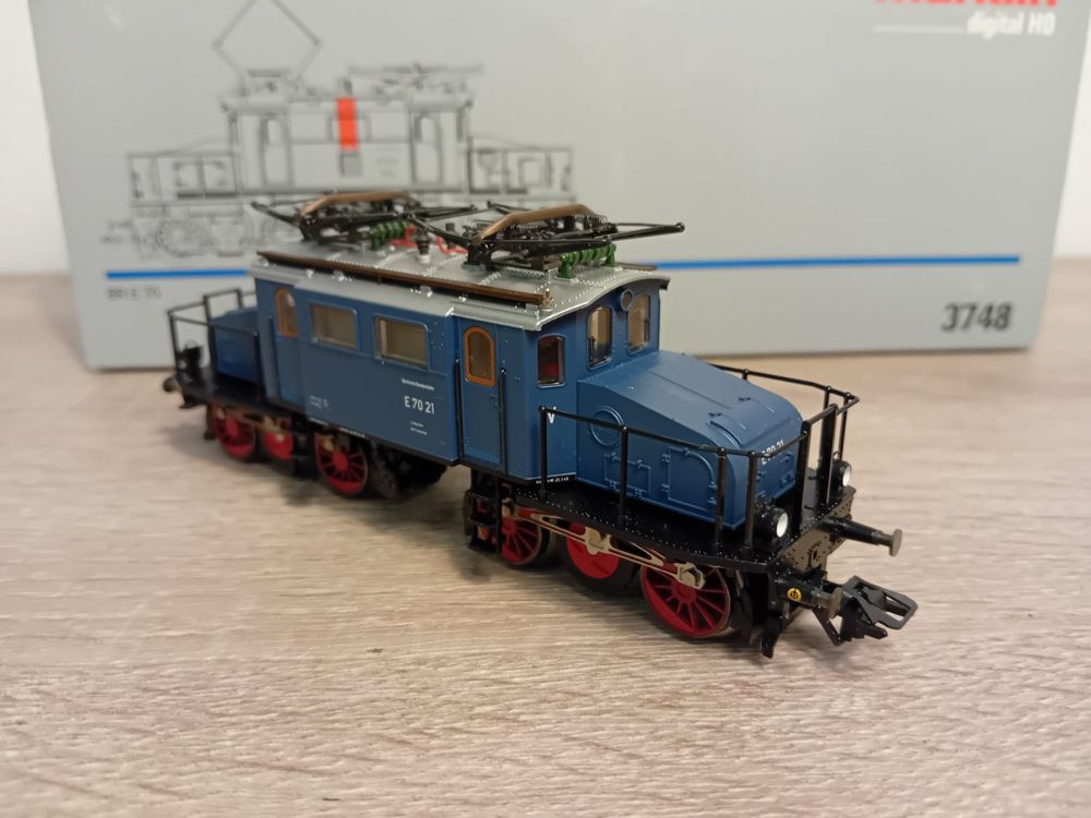 Märklin 3748 E-Lok BR E70 DB H0 (1) (Gebraucht) in St-Aubin-Sauges für ...