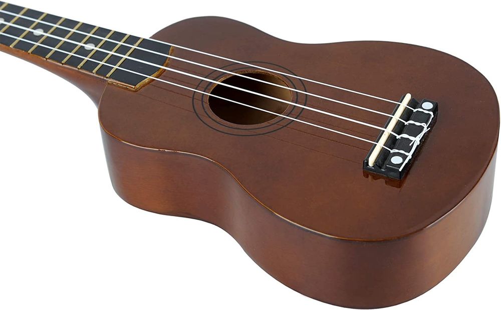 Ukulele Set mit Clip on Tuner Starterset Tasche und Zubehör (Neu und ...