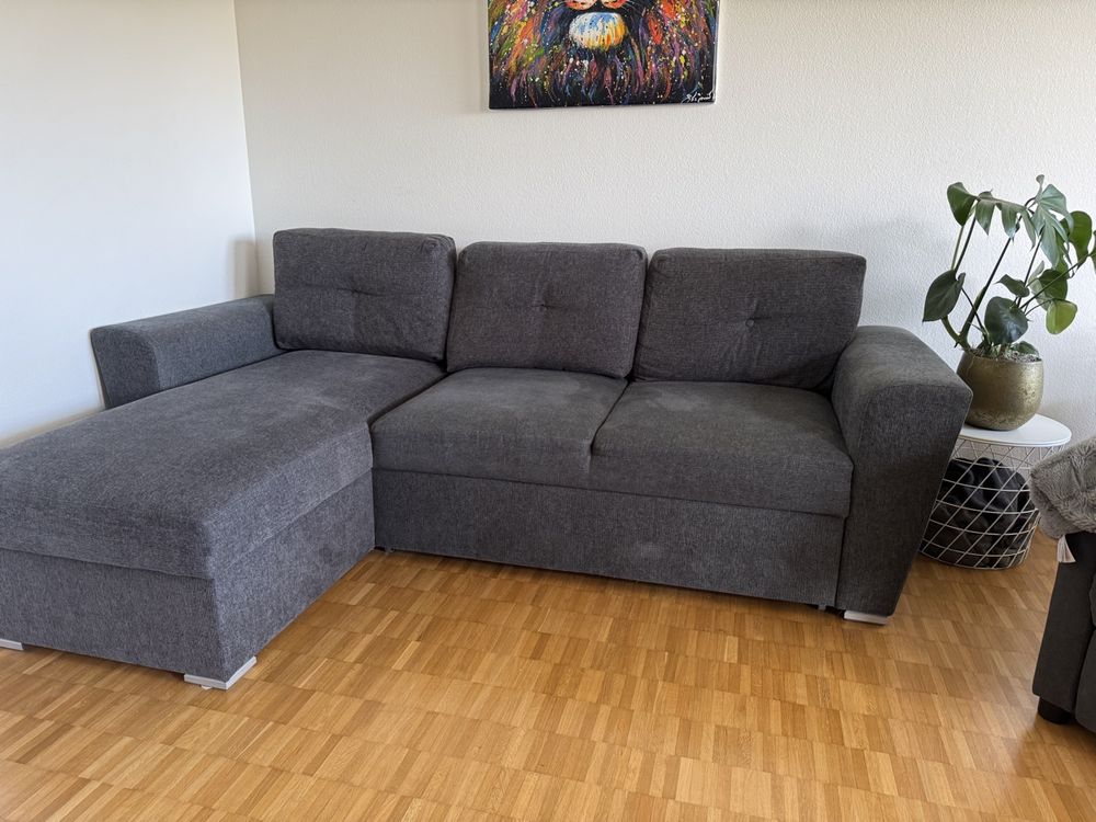Gemütliches Ecksofa mit Schlaffunktion und Stauraum (Gebraucht) in Schwerzenbach für CHF 300 ...