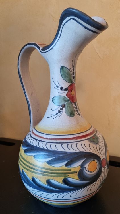 Ancien pichet en céramique Grifo Deruta (Neu (gemäss Beschreibung)) in Savièse für CHF 30 – mit ...