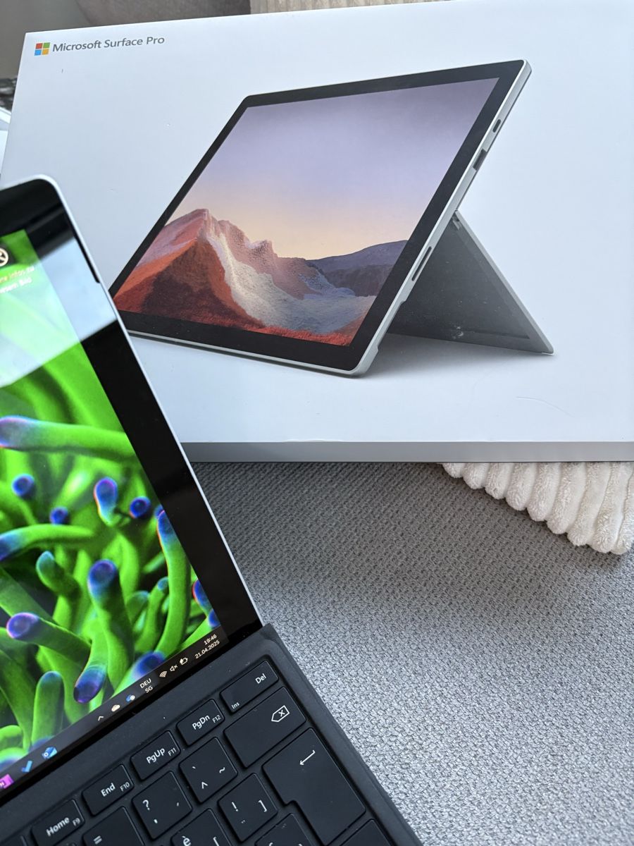 Microsoft Surface Pro 7, Intel i5, 16GB RAM - guter Zustand! (Gebraucht ...