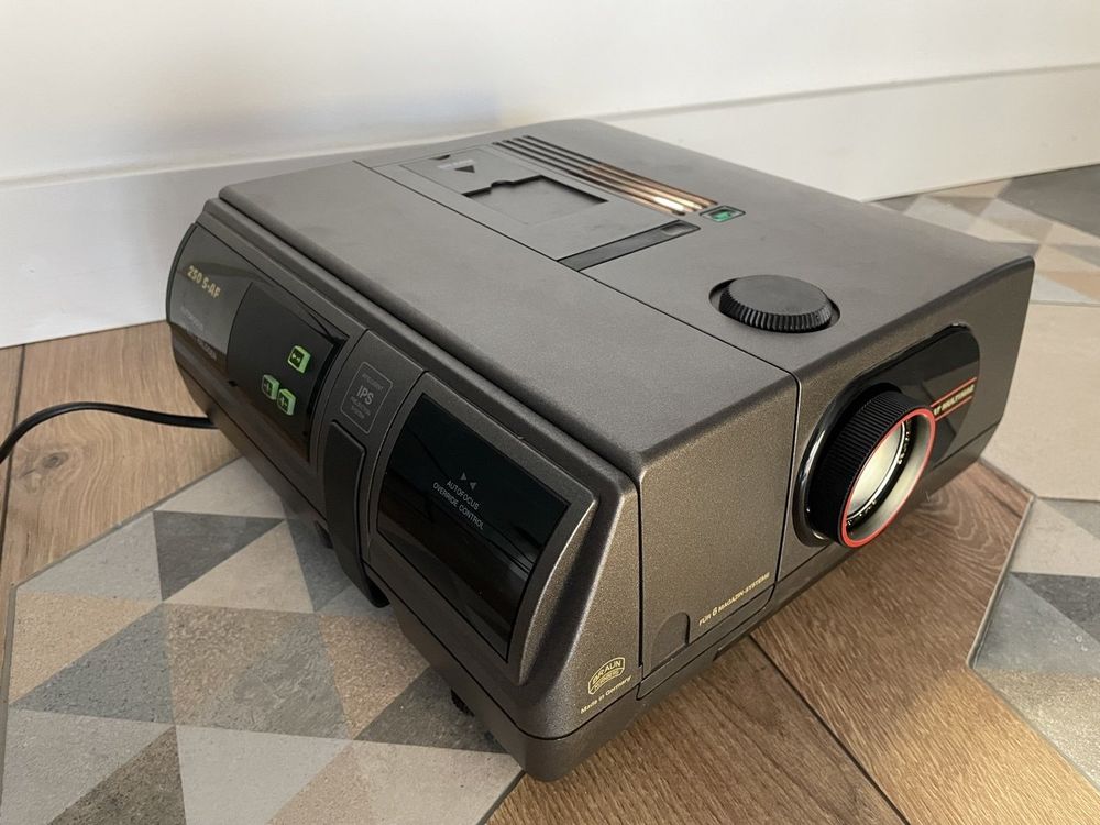 Diaprojektor Braun Paximat Multimag 250 AF-1 250W 35mm (Gebraucht) in ...