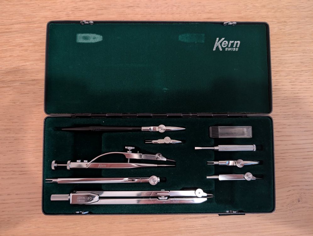 dès 1.- / Set compas KERN avec coffret (Gebraucht) in Attalens für CHF ...