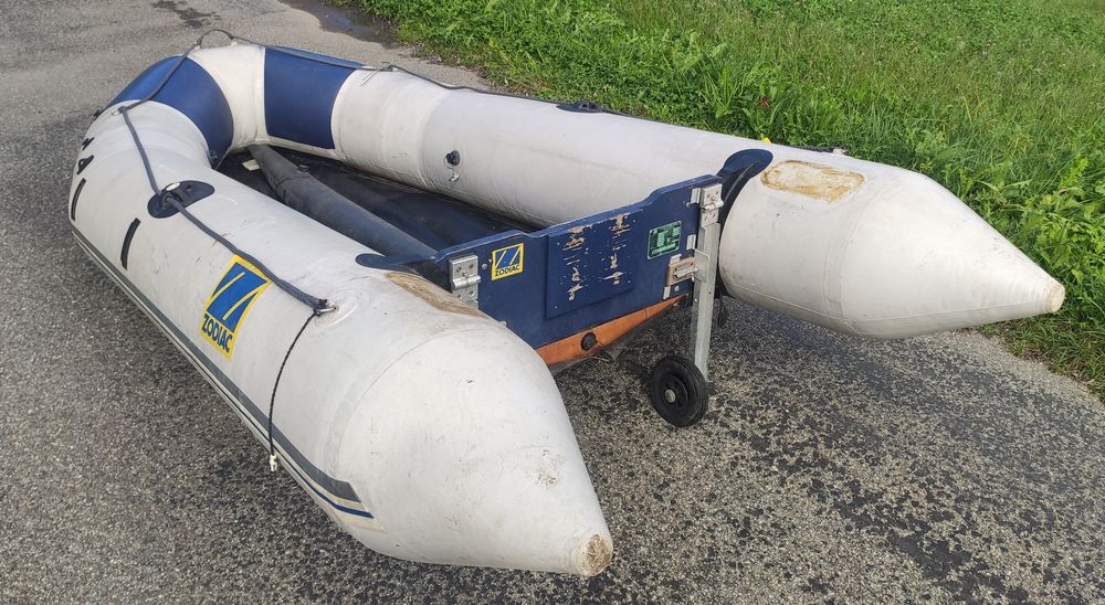 Schlauchboot Zodiac C340 (Defekt) in Rorbas für CHF 24 – nur Abholung ...