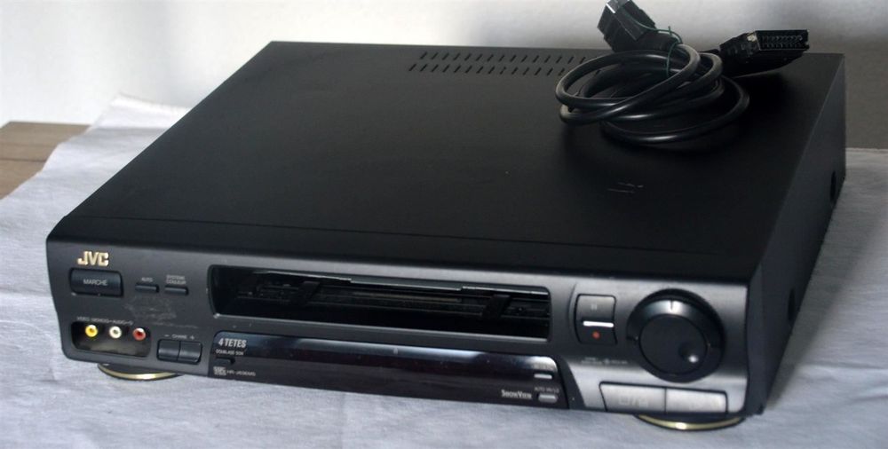 Videorecorder VHS JVC HR-J636MS magnétoscope (Gebraucht) in Collonges für CHF 58 – mit Lieferung ...