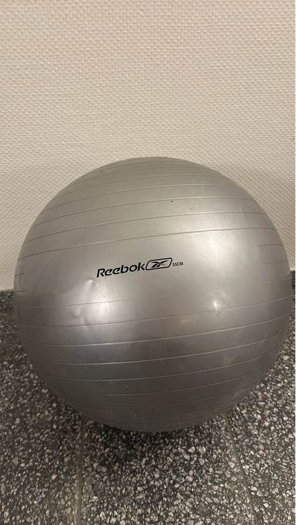 Reebok Exercise Ball (Gebraucht) in Zürich für CHF 1 – nur Abholung auf ...