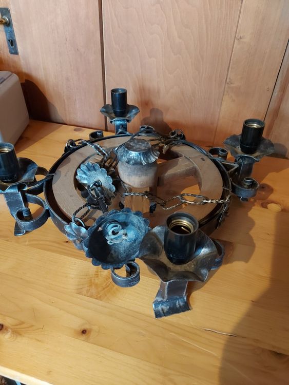 Alte Lampe (Gebraucht) in Thun für CHF 1 – nur Abholung auf Ricardo kaufen