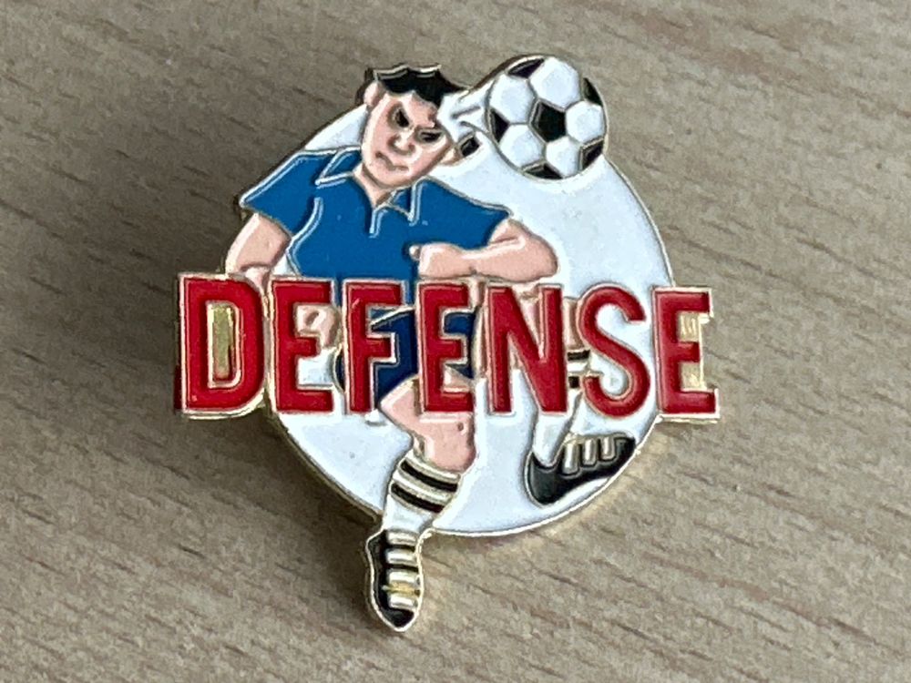 Pin Defense | Kaufen auf Ricardo