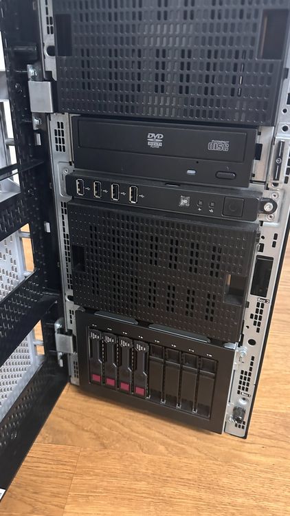 HPE ProLiant ML350p Gen8 Server (Gebraucht) in Neuenkirch für CHF 40 ...