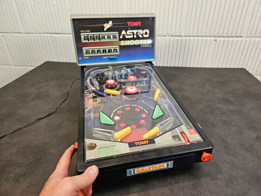 1980s Tomy Astro-Shooter Pinball Flipperkasten Tischmodell | Kaufen auf ...