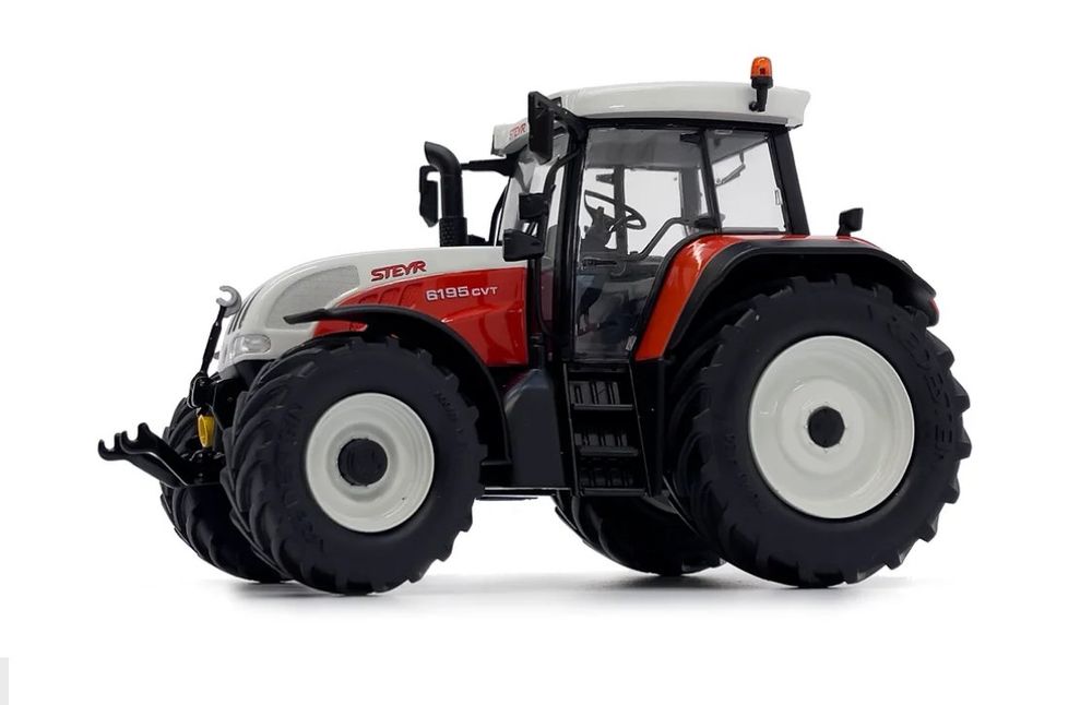 1:32 Steyr CVT 6195 (Neu und originalverpackt) in Affoltern am Albis ...