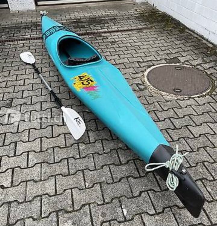 Schönes Kayak für 1 Person mit Paddel | Kaufen auf Ricardo