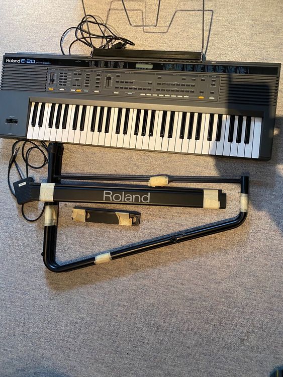 Synthesizer Roland E 20 | Kaufen auf Ricardo