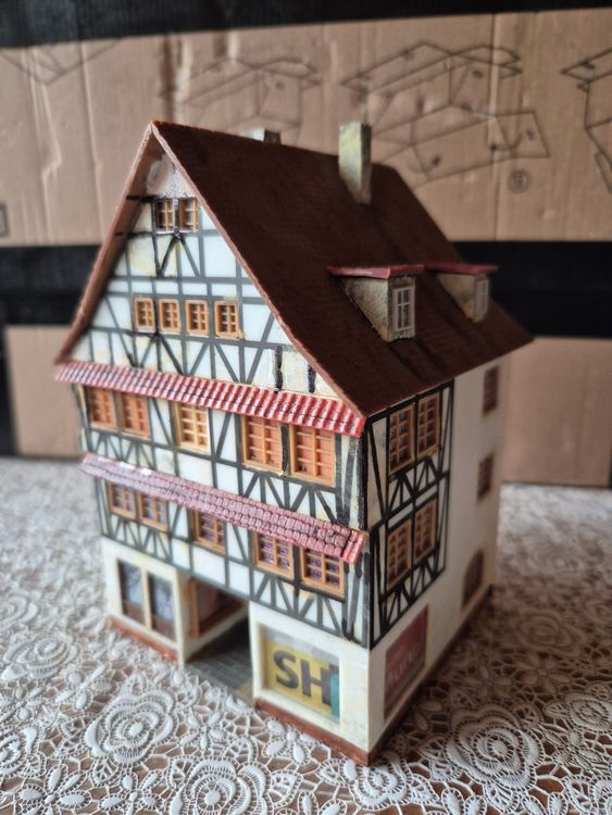 stattliches Stadtwohnhaus mit Ladenpassage in H0 (Gebraucht) in Bibern ...