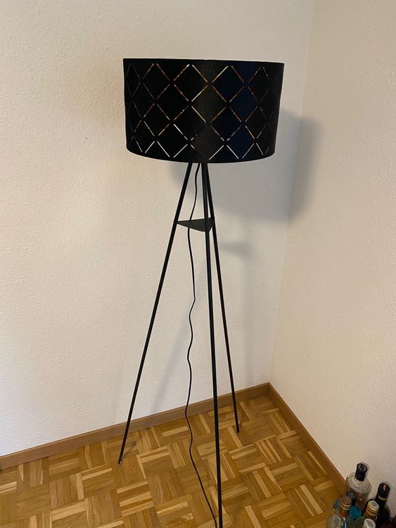 Stehlampe Evelyn | Kaufen auf Ricardo