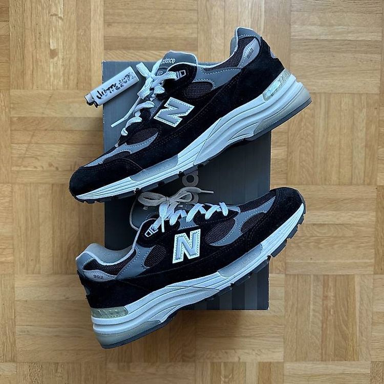 NEW BALANCE 992, US10.5/ EU 44.5, 2021, Black M992EB made US (Gebraucht ...