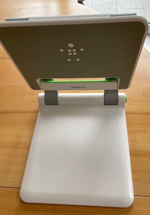 Belkin Tablet Ständer, faltbar, verstellbar (Gebraucht) in Nussbaumen ...