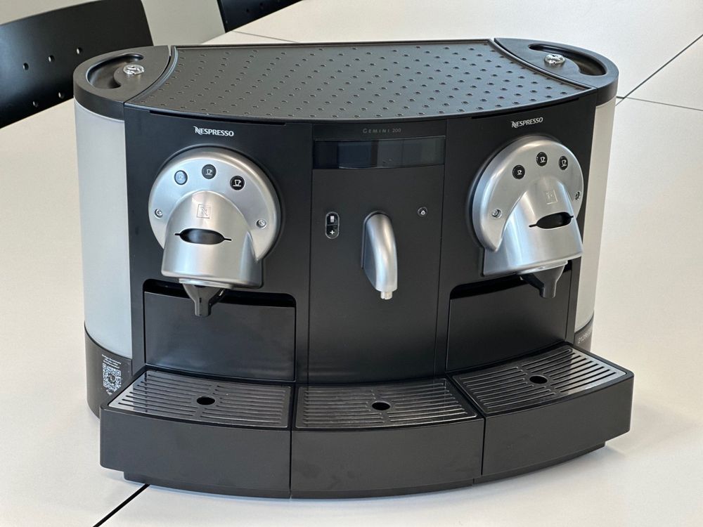 NESPRESSO CS 200 PRO (Werksgarantie bis 02/2024) (Gebraucht) in für CHF ...