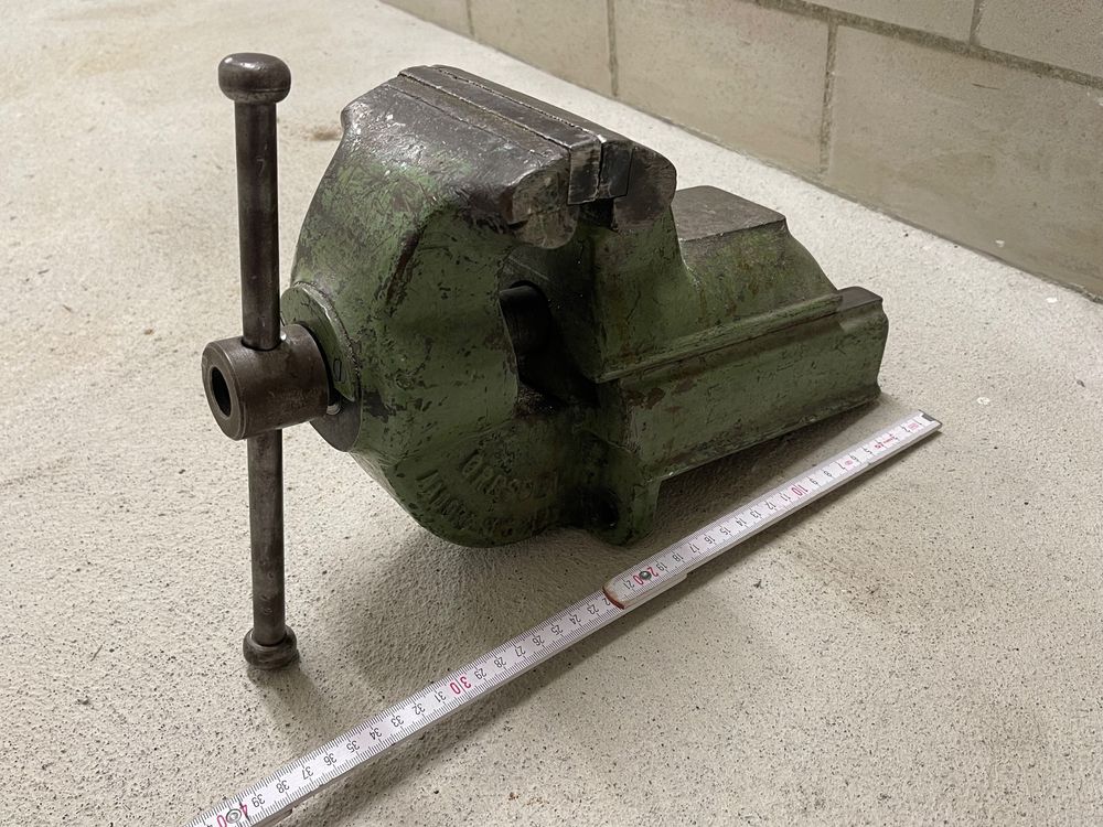 Schraubstock Gressel (Los 41) - 8493 Saland | Kaufen auf Ricardo
