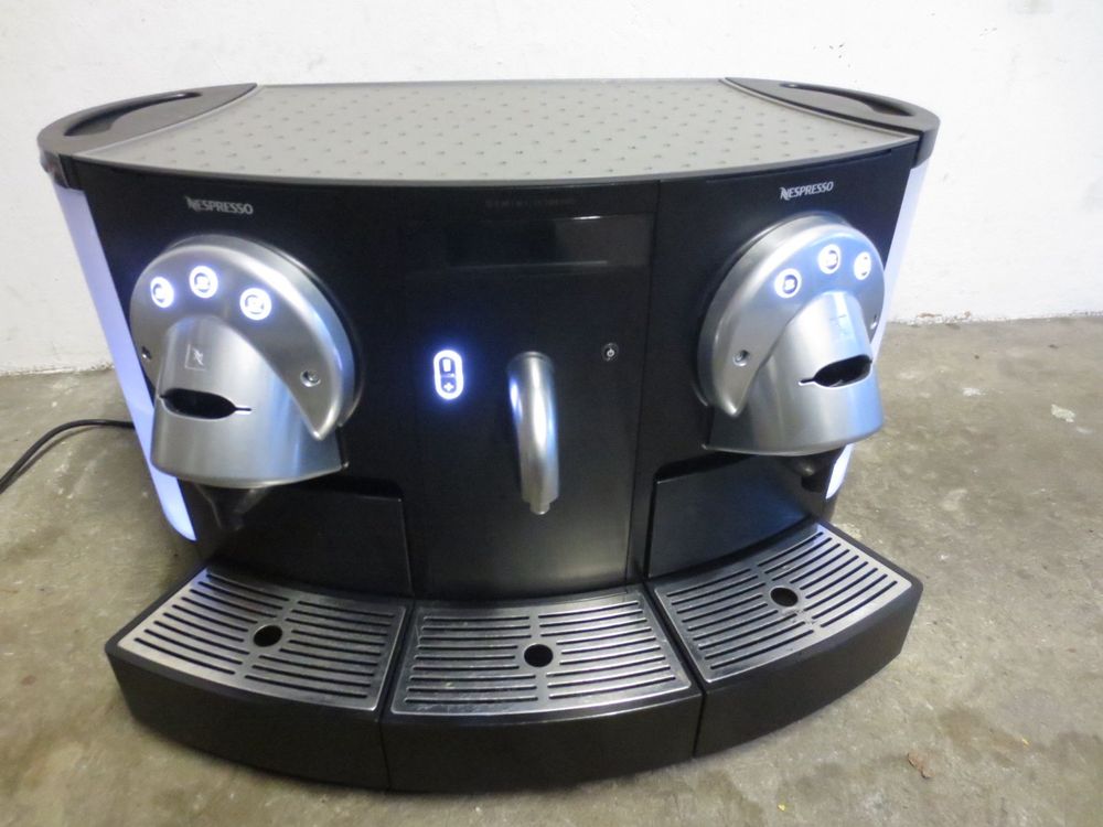 Nespresso Professional CS200 (Gebraucht) in Füllinsdorf für CHF 259 ...