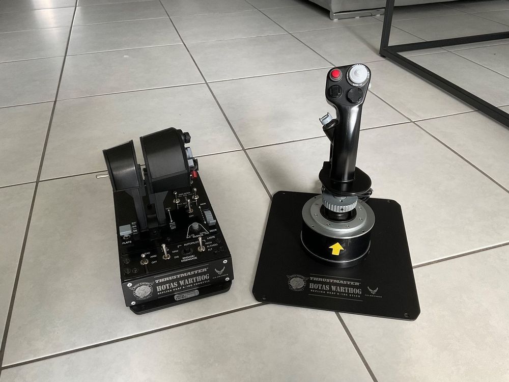 Thrustmaster TM Hotas Warthog Joystick, PC (Gebraucht) in Zürich für ...