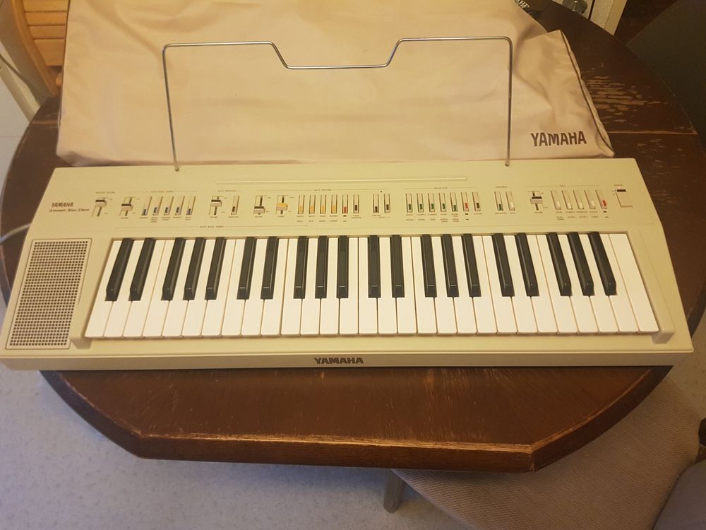 Yamaha PS30 Keyboard (Gebraucht) in für CHF 60 – mit Lieferung auf ...