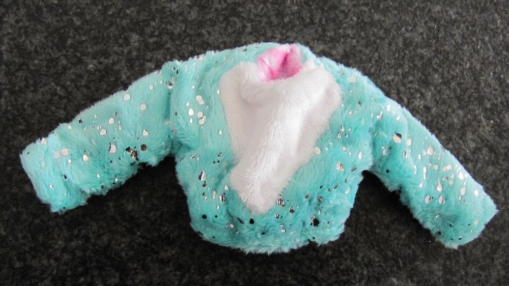 Winterzauber: Süsses Glitzer-Reh-Outfit für Barbie Puppen (Neu (gemäss ...