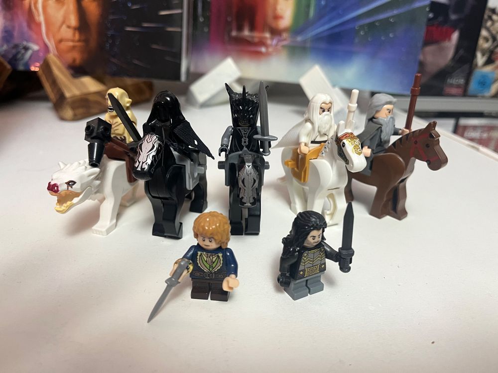 Hobbit & Herr der Ringe Figuren (Gebraucht) in Visp für CHF 19.9 – mit ...