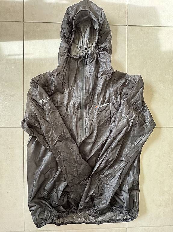 Veste et pantalon imperméable pour le trail (Gebraucht) in St-Saphorin ...