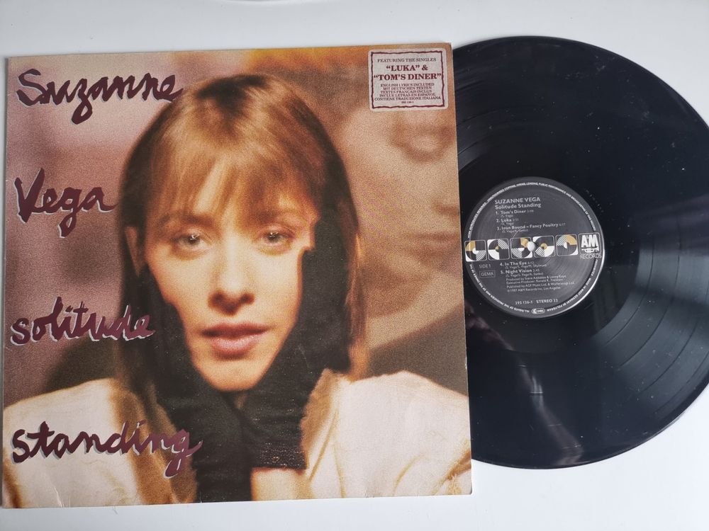 LP Suzanne Vega – Solitude Standing, Sommeraktion ab 1 Fr. (Gebraucht) in Schaffhausen für CHF 2 ...