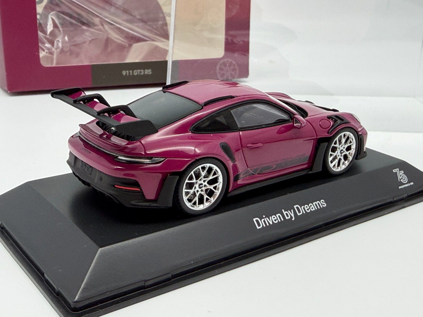 RARE 1/43 Porsche 911 (992) GT3 RS Ruby Star Red - Spark (Gebraucht) in ...