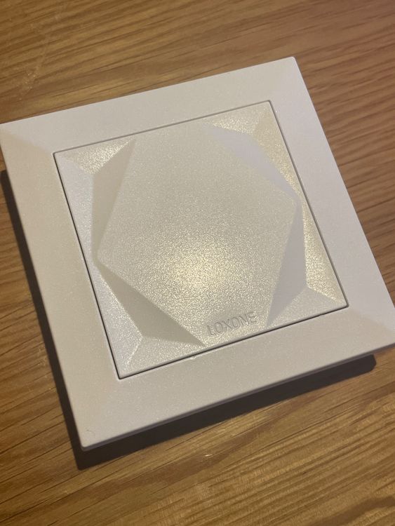 Loxone Touch Tree White 100221 (Gebraucht) in Uesslingen für CHF 85 ...