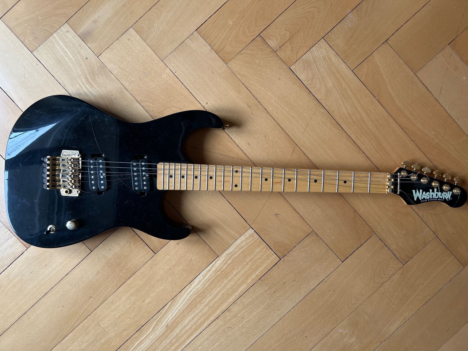 Washburn Steve Stevens Signature E-Gitarre SS40 oder SS80 (Gebraucht ...