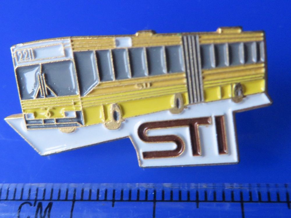 PIN PIN'S, STI BUS, ÖV AUTOBUS TRAM FAHRZEUG (Gebraucht) in für CHF 0.9 ...