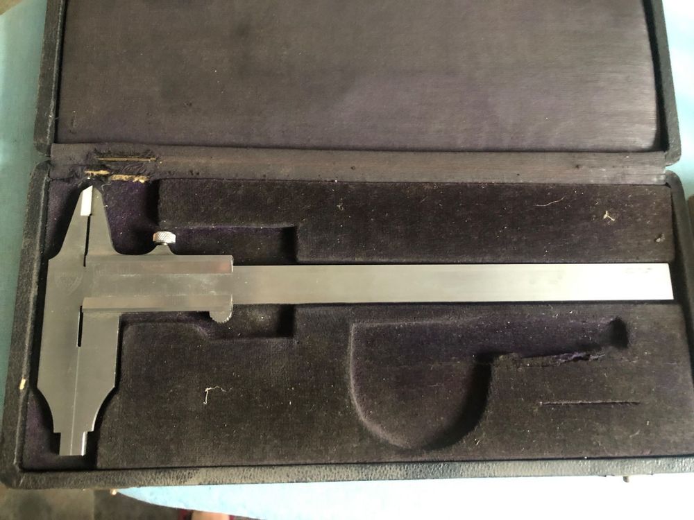 Schieblehre in original Schachtel , 27,5 cm lang (Gebraucht) in Lausen ...