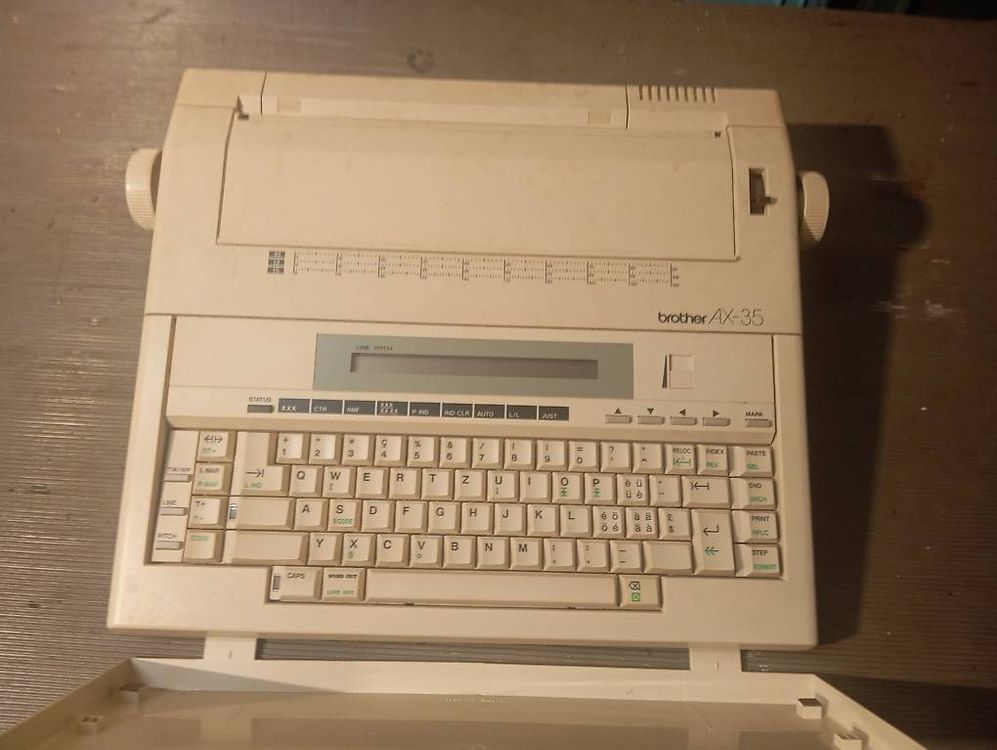 Brother AX-35 Schreibmaschine - Ideal für Nostalgiker! (Gebraucht) in ...