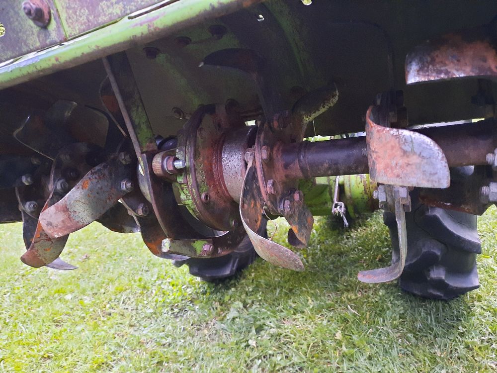 Bodenfräse Agria 2500 Diesel 12 Hp (Gebraucht) in Seewis-Schmitten für ...