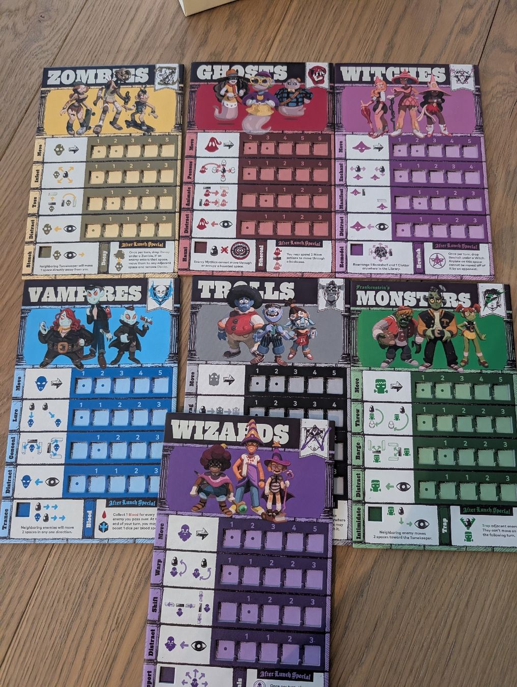 Mythic Mischief (en) + Witches + Trolls + Ghosts sleeved (Neu (gemäss ...