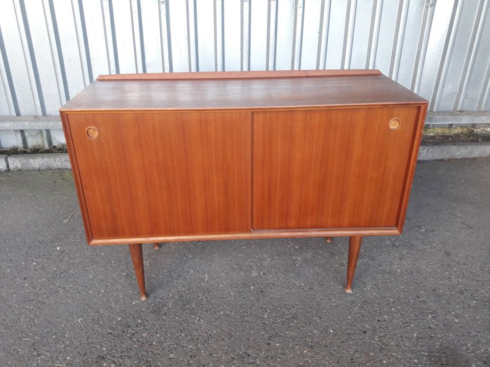 Design Klassiker Kommode aus den 1950er Jahren aus Holz (Gebraucht) in ...