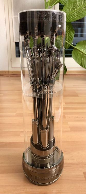 Terminator 2: Endo Arm Limited Edition (Neu und originalverpackt) in ...