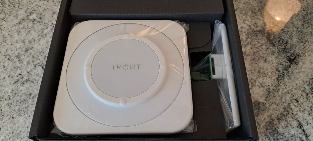 iPort Launch Wallstation weiss (magnetisch) | Kaufen auf Ricardo