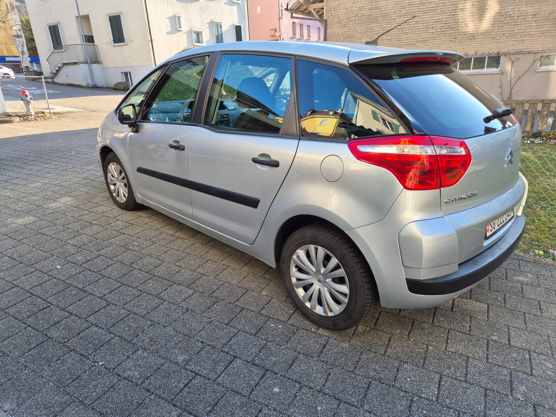 Citroen C4 Picasso 1.6 HDI Familien Van fahrbereit (Gebraucht) in St ...